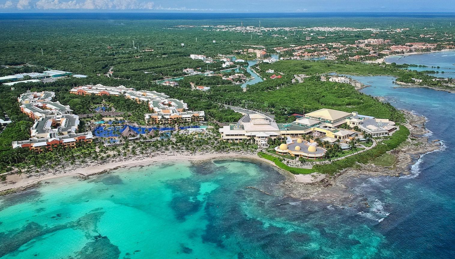 Barcelo Maya Palace - TravelZap