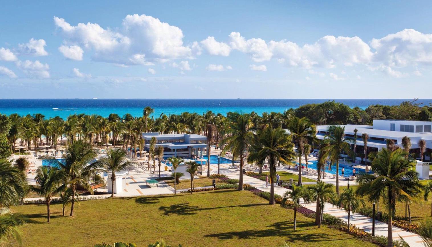 RIU Palace Mexico - TravelZap