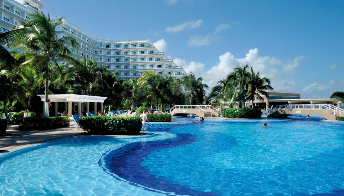 RIU Hotels and Resorts - TravelZap